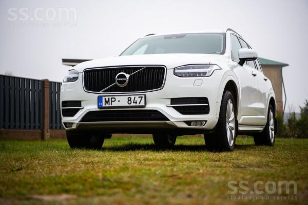 White Volvo XC90 2016 in Riga, with an engine capacity of 2.00 L and mileage of 298 thousand km for 10500 €, photo 1 on AUTOMOTO.COM.LV