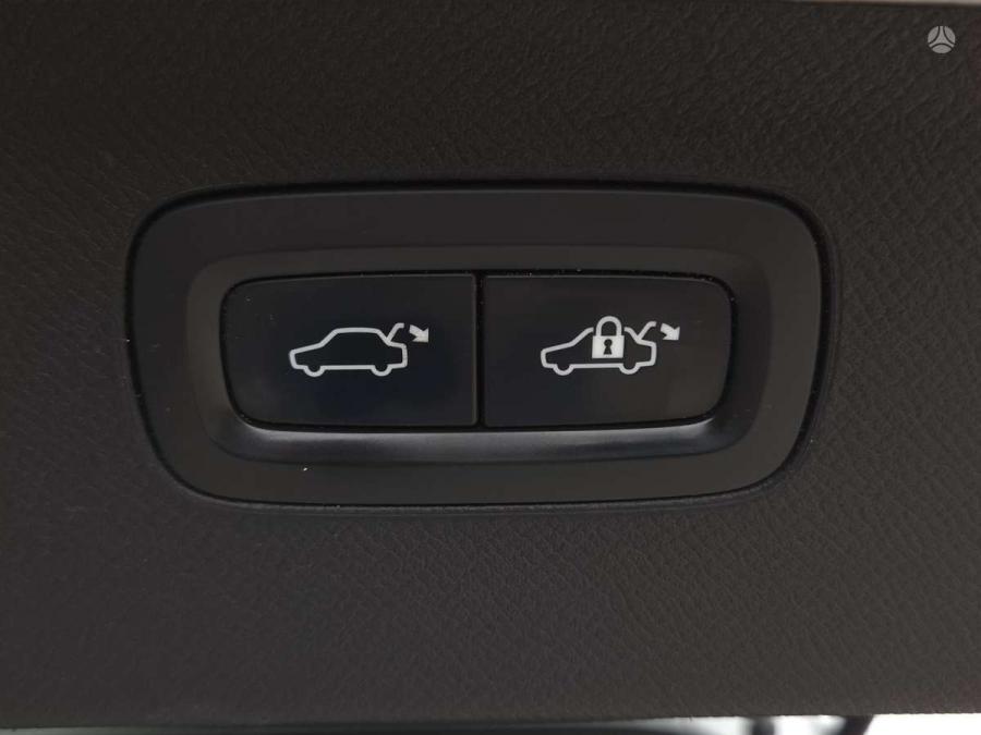 Balts Volvo XC90 2016 Kauņa, ar dzinēja tilpumu 2.00 L un nobraukumu 249 tūkst. km par 23450 €, foto 37 vietnē AUTOMOTO.COM.LV