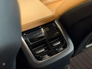 White Volvo XC90 2016 in Klaipeda, with an engine capacity of 1.97 L and mileage of 190 thousand km for 23950 €, photo 24 on AUTOMOTO.COM.LV