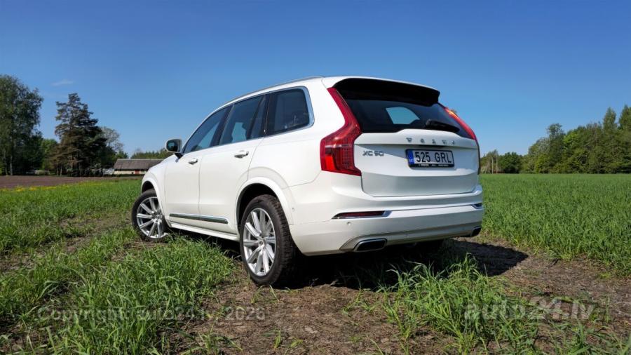 White Volvo XC90 2016 in Parnu, with an engine capacity of 1.97 L and mileage of 170 thousand km for 29000 €, photo 3 on AUTOMOTO.COM.LV