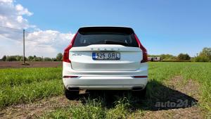 White Volvo XC90 2016 in Parnu, with an engine capacity of 1.97 L and mileage of 170 thousand km for 29000 €, photo 5 on AUTOMOTO.COM.LV