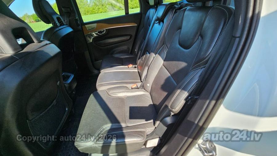 White Volvo XC90 2016 in Parnu, with an engine capacity of 1.97 L and mileage of 170 thousand km for 29000 €, photo 12 on AUTOMOTO.COM.LV