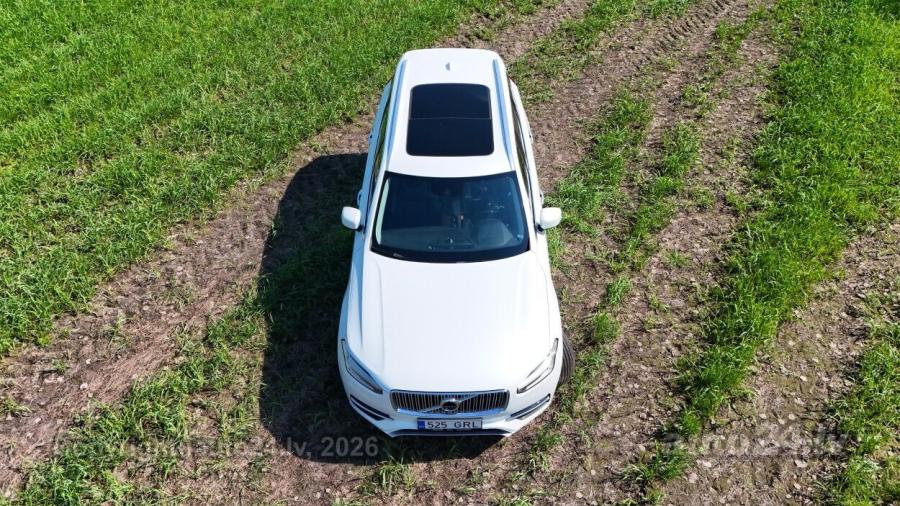 White Volvo XC90 2016 in Parnu, with an engine capacity of 1.97 L and mileage of 170 thousand km for 29000 €, photo 17 on AUTOMOTO.COM.LV