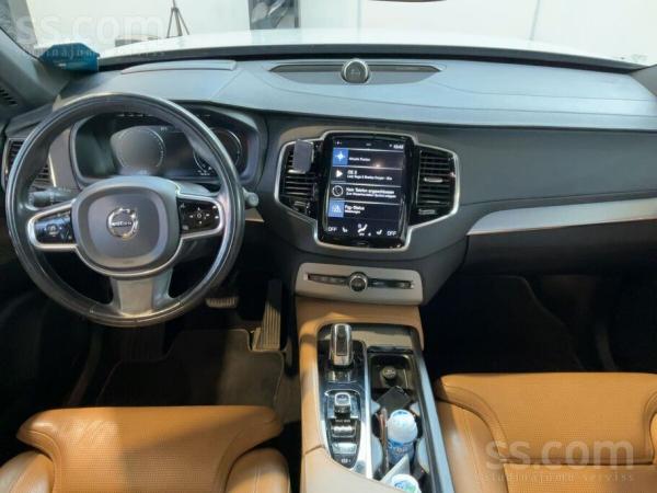 Balts Volvo XC90 2016 Rīga, ar dzinēja tilpumu 2.00 L un nobraukumu 257 tūkst. km par 22990 €, foto 5 vietnē AUTOMOTO.COM.LV