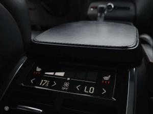 Balts Volvo XC90 2016 Kauņa, ar dzinēja tilpumu 2.00 L un nobraukumu 249 tūkst. km par 23450 €, foto 15 vietnē AUTOMOTO.COM.LV