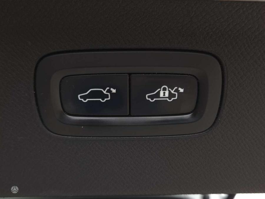 Balts Volvo XC90 2016 Kauņa, ar dzinēja tilpumu 2.00 L un nobraukumu 249 tūkst. km par 23450 €, foto 37 vietnē AUTOMOTO.COM.LV