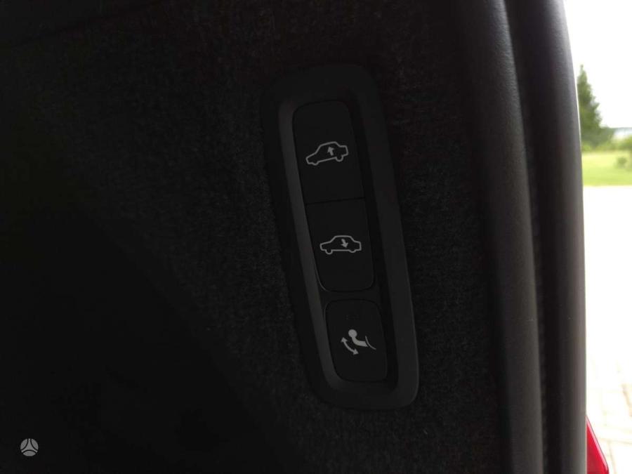 Balts Volvo XC90 2016 Kauņa, ar dzinēja tilpumu 2.00 L un nobraukumu 249 tūkst. km par 23450 €, foto 37 vietnē AUTOMOTO.COM.LV