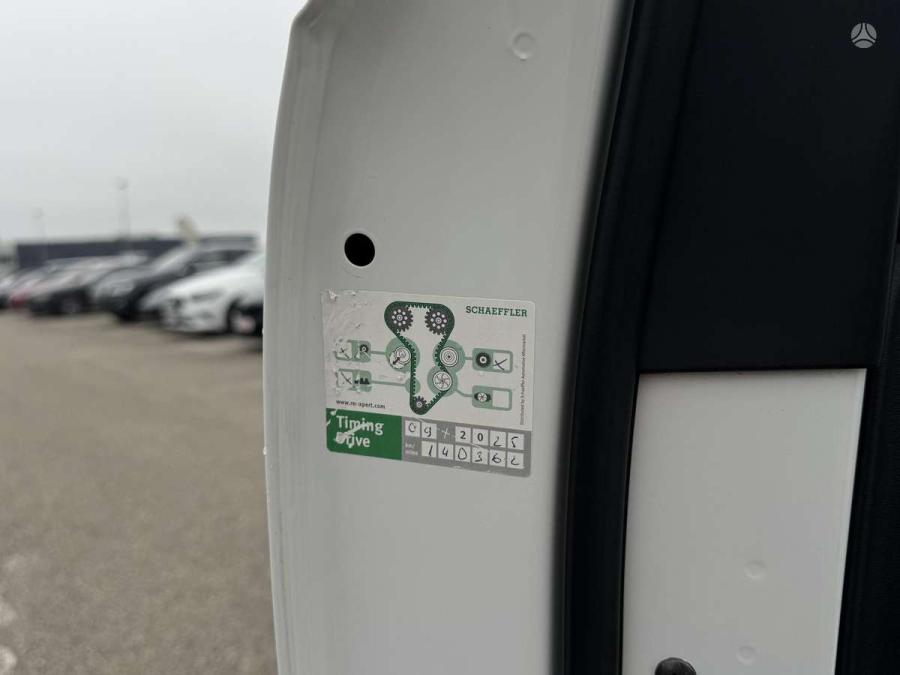 Balts Volvo XC90 2016 Viļņa, ar dzinēja tilpumu 1.97 L un nobraukumu 167 tūkst. km par 17890 €, foto 41 vietnē AUTOMOTO.COM.LV