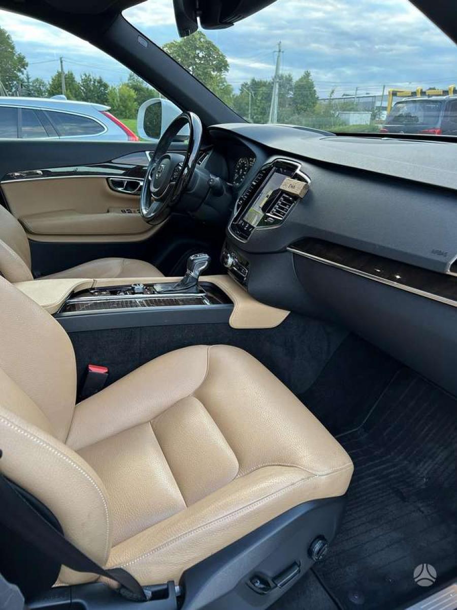 Balts Volvo XC90 2016 Kauņa, ar dzinēja tilpumu 1.97 L un nobraukumu 200 tūkst. km par 19600 €, foto 13 vietnē AUTOMOTO.COM.LV