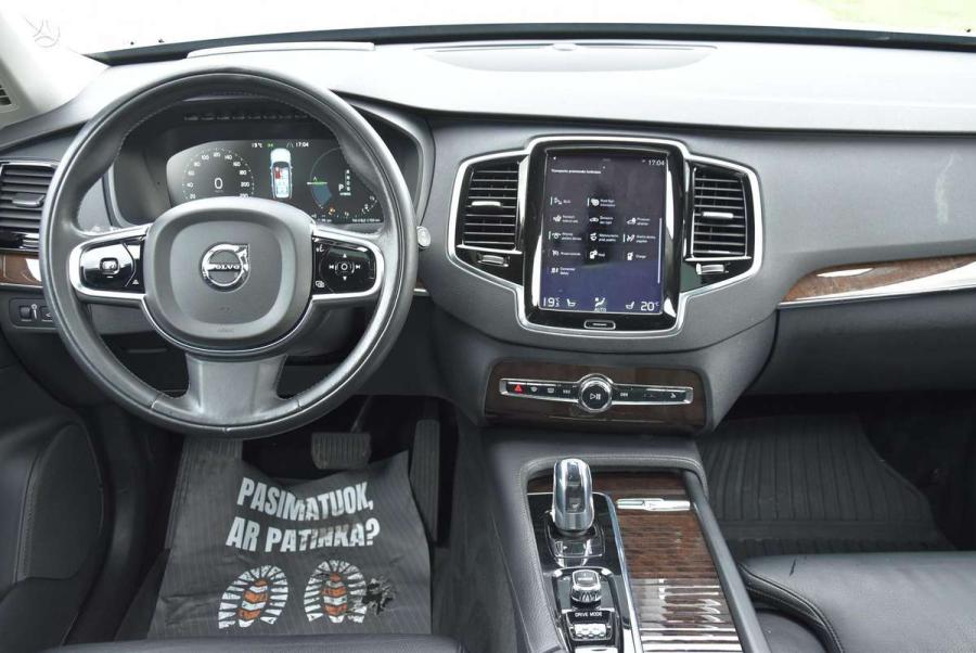 White Volvo XC90 2016 in Vilnius, with an engine capacity of 1.97 L and mileage of 208 thousand km for 17500 €, photo 16 on AUTOMOTO.COM.LV