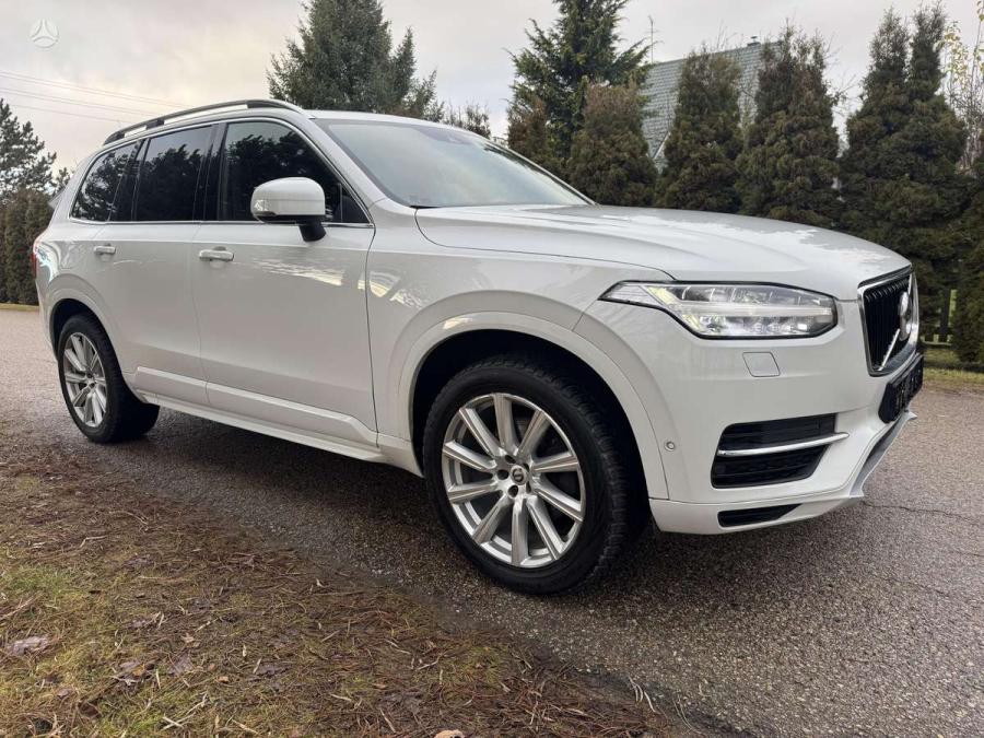 White Volvo XC90 2017 in Alytus, with an engine capacity of 1.97 L and mileage of 165 thousand km for 17350 €, photo 1 on AUTOMOTO.COM.LV