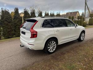 White Volvo XC90 2017 in Alytus, with an engine capacity of 1.97 L and mileage of 165 thousand km for 17350 €, photo 6 on AUTOMOTO.COM.LV