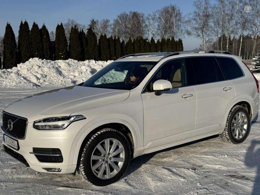 White Volvo XC90 2017 in Vilnius, with an engine capacity of 1.97 L and mileage of 215 thousand km for 19500 €, photo 1 on AUTOMOTO.COM.LV