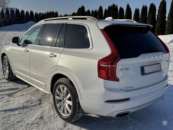 Balts Volvo XC90 2017 Viļņa, ar dzinēja tilpumu 1.97 L un nobraukumu 215 tūkst. km par 19500 €, foto 2 vietnē AUTOMOTO.COM.LV