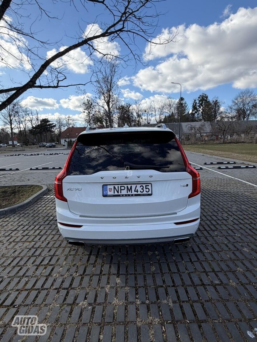 White Volvo XC90 2017 in Kaunas, with an engine capacity of 2.00 L and mileage of 145 thousand km for 22500 €, photo 6 on AUTOMOTO.COM.LV