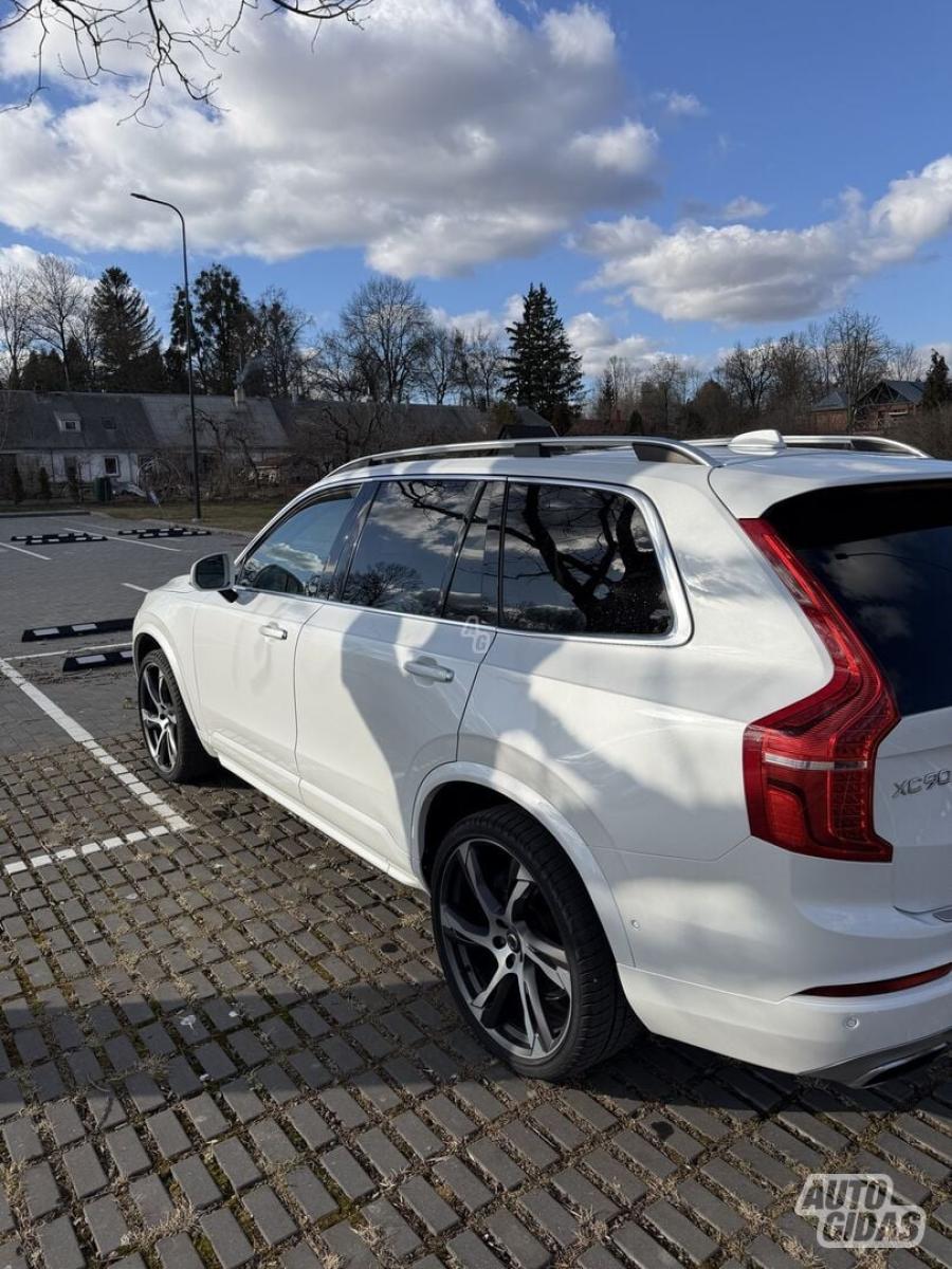 White Volvo XC90 2017 in Kaunas, with an engine capacity of 2.00 L and mileage of 145 thousand km for 22500 €, photo 11 on AUTOMOTO.COM.LV