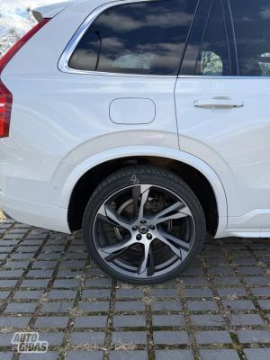White Volvo XC90 2017 in Kaunas, with an engine capacity of 2.00 L and mileage of 145 thousand km for 22500 €, photo 21 on AUTOMOTO.COM.LV