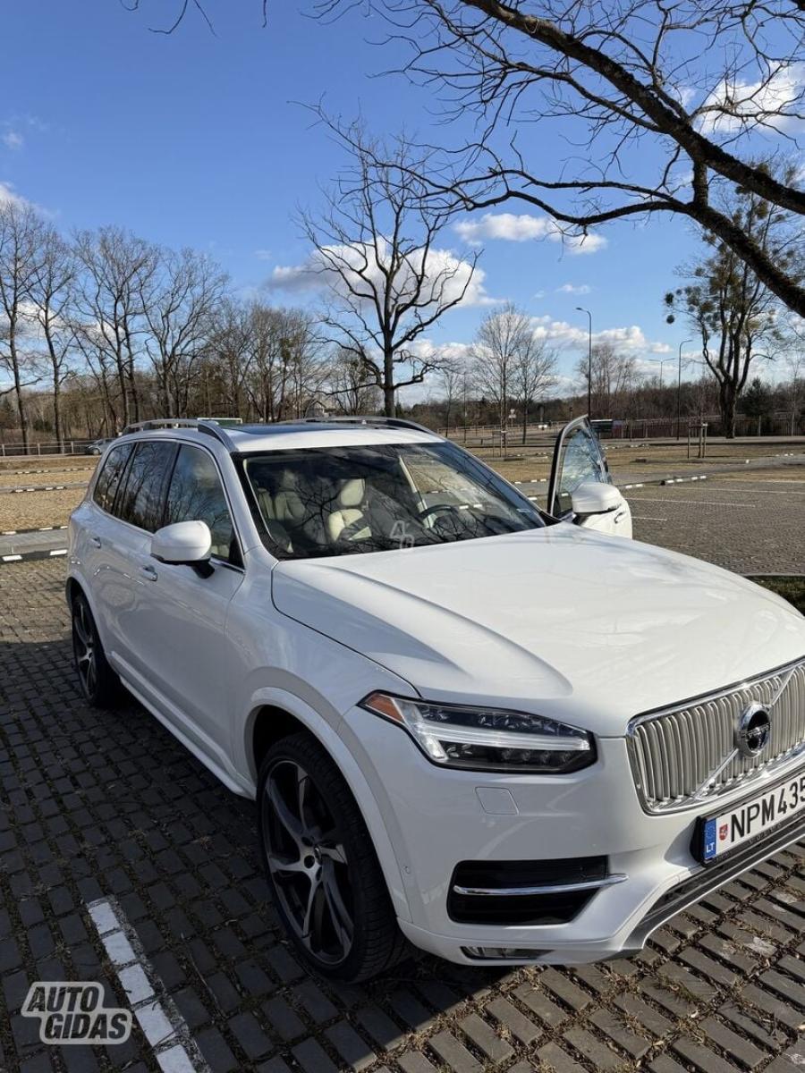 White Volvo XC90 2017 in Kaunas, with an engine capacity of 2.00 L and mileage of 145 thousand km for 22500 €, photo 22 on AUTOMOTO.COM.LV