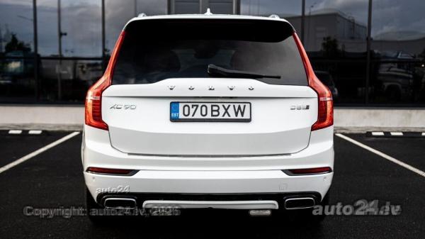 White Volvo XC90 2017 in Tallinn, with an engine capacity of 2.00 L and mileage of 242 thousand km for 24900 €, photo 3 on AUTOMOTO.COM.LV