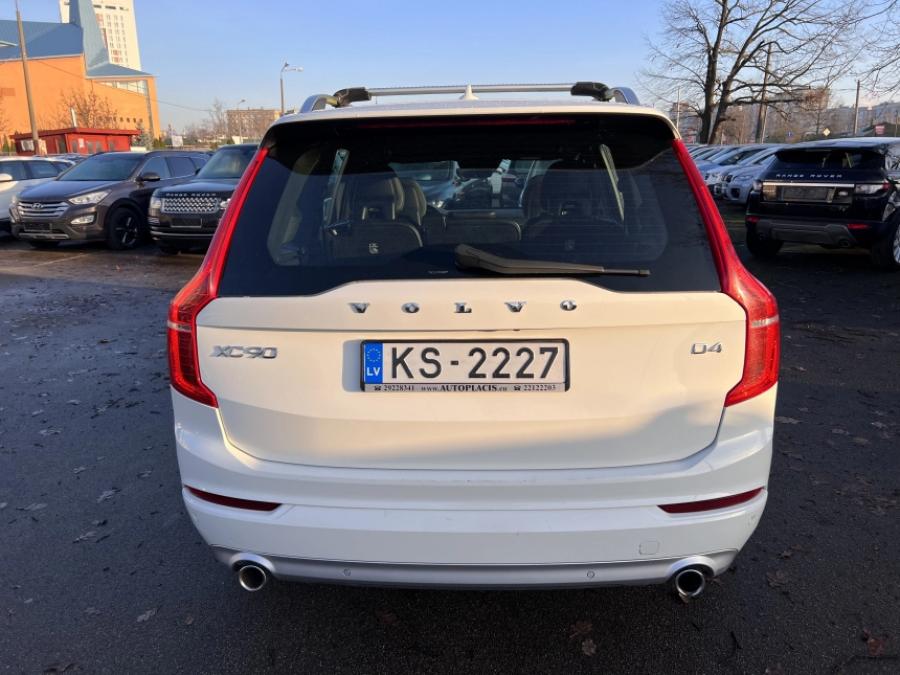 Balts Volvo XC90 2017 Rīga, ar dzinēja tilpumu 2.00 L un nobraukumu 229 tūkst. km par 19999 €, foto 6 vietnē AUTOMOTO.COM.LV