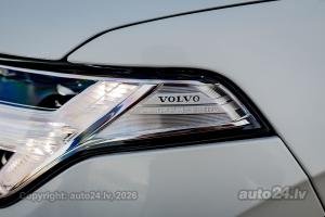 White Volvo XC90 2017 in Parnu, with an engine capacity of 2.00 L and mileage of 215 thousand km for 25900 €, photo 30 on AUTOMOTO.COM.LV