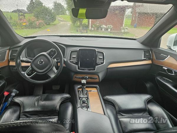 White Volvo XC90 2017 in Tallinn, with an engine capacity of 2.00 L and mileage of 241 thousand km for 24800 €, photo 7 on AUTOMOTO.COM.LV