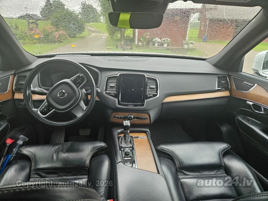 White Volvo XC90 2017 in Tallinn, with an engine capacity of 2.00 L and mileage of 241 thousand km for 24800 €, photo 8 on AUTOMOTO.COM.LV