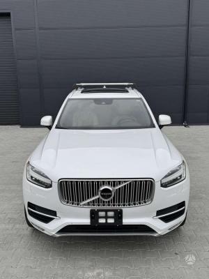 White Volvo XC90 2017 in Klaipeda, with an engine capacity of 1.97 L and mileage of 229 thousand km for 21700 €, photo 4 on AUTOMOTO.COM.LV