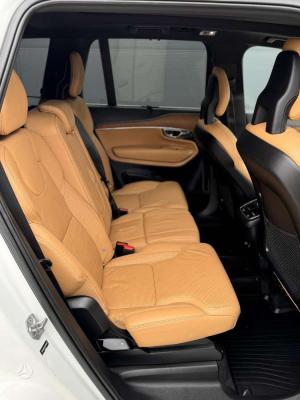 White Volvo XC90 2017 in Klaipeda, with an engine capacity of 1.97 L and mileage of 229 thousand km for 21700 €, photo 13 on AUTOMOTO.COM.LV