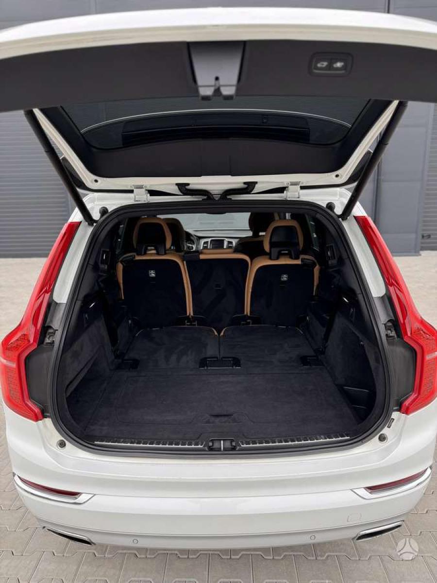 White Volvo XC90 2017 in Klaipeda, with an engine capacity of 1.97 L and mileage of 229 thousand km for 21700 €, photo 22 on AUTOMOTO.COM.LV