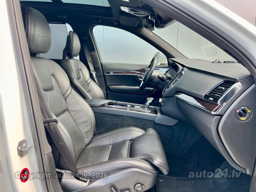 Balts Volvo XC90 2017 Tallina, ar dzinēja tilpumu 2.00 L un nobraukumu 170 tūkst. km par 24999 €, foto 13 vietnē AUTOMOTO.COM.LV