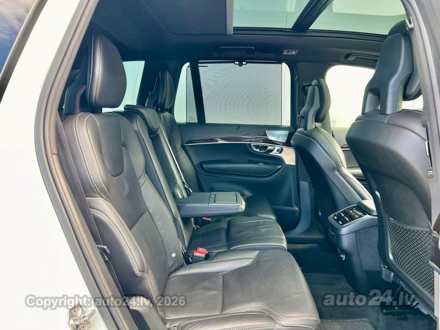Balts Volvo XC90 2017 Tallina, ar dzinēja tilpumu 2.00 L un nobraukumu 170 tūkst. km par 24999 €, foto 17 vietnē AUTOMOTO.COM.LV