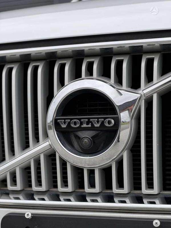White Volvo XC90 2017 in Klaipeda, with an engine capacity of 1.97 L and mileage of 229 thousand km for 21200 €, photo 5 on AUTOMOTO.COM.LV