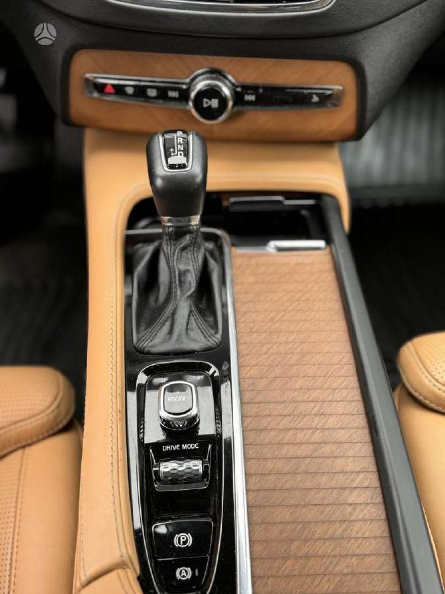 Balts Volvo XC90 2017 Klaipėda, ar dzinēja tilpumu 1.97 L un nobraukumu 229 tūkst. km par 21200 €, foto 44 vietnē AUTOMOTO.COM.LV