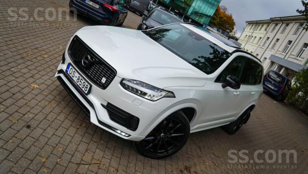 Balts Volvo XC90 2017 Rīga, ar dzinēja tilpumu 2.00 L un nobraukumu 238 tūkst. km par 23450 €, foto 3 vietnē AUTOMOTO.COM.LV