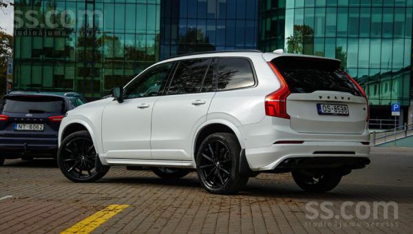 Balts Volvo XC90 2017 Rīga, ar dzinēja tilpumu 2.00 L un nobraukumu 238 tūkst. km par 23450 €, foto 8 vietnē AUTOMOTO.COM.LV