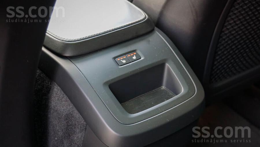 Balts Volvo XC90 2017 Rīga, ar dzinēja tilpumu 2.00 L un nobraukumu 238 tūkst. km par 23450 €, foto 34 vietnē AUTOMOTO.COM.LV