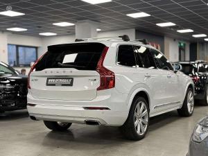 White Volvo XC90 2018 in Klaipeda, with an engine capacity of 2.00 L and mileage of 190 thousand km for 25800 €, photo 8 on AUTOMOTO.COM.LV