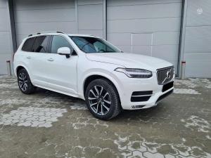 White Volvo XC90 2018 in Vilnius, with an engine capacity of 1.97 L and mileage of 110 thousand km for 25500 €, photo 2 on AUTOMOTO.COM.LV