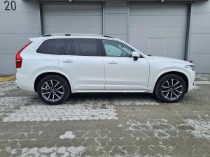 White Volvo XC90 2018 in Vilnius, with an engine capacity of 1.97 L and mileage of 110 thousand km for 25500 €, photo 6 on AUTOMOTO.COM.LV