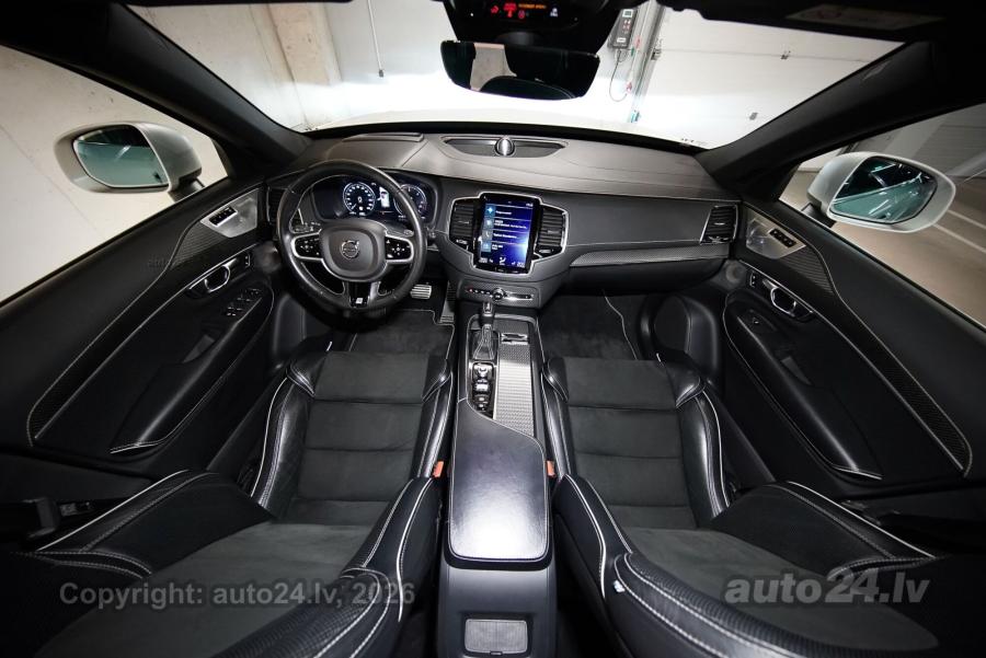 White Volvo XC90 2018 in Tallinn, with an engine capacity of 2.00 L and mileage of 160 thousand km for 27990 €, photo 10 on AUTOMOTO.COM.LV