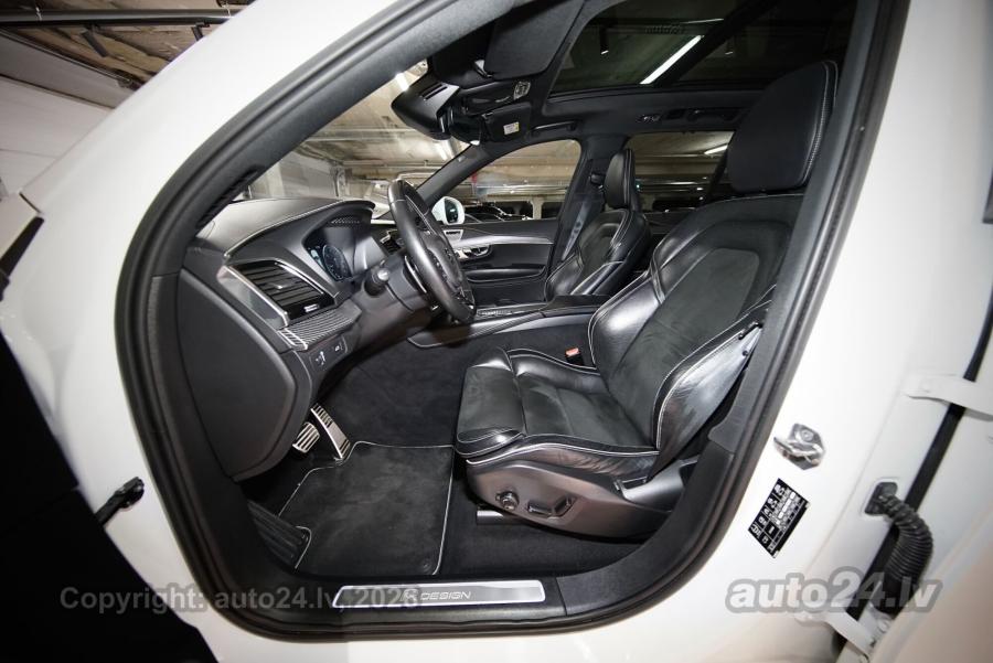 White Volvo XC90 2018 in Tallinn, with an engine capacity of 2.00 L and mileage of 160 thousand km for 27990 €, photo 11 on AUTOMOTO.COM.LV