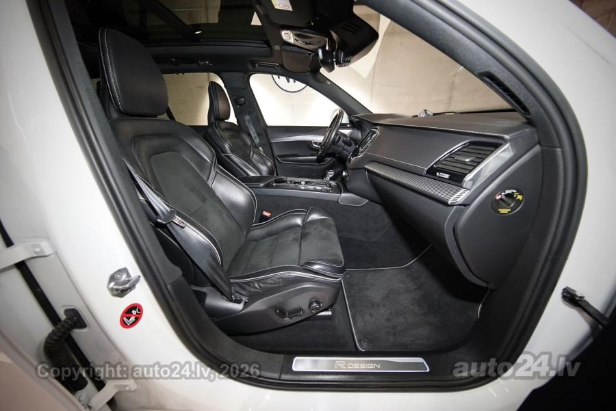 White Volvo XC90 2018 in Tallinn, with an engine capacity of 2.00 L and mileage of 160 thousand km for 27990 €, photo 12 on AUTOMOTO.COM.LV