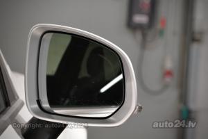White Volvo XC90 2018 in Tallinn, with an engine capacity of 2.00 L and mileage of 160 thousand km for 27990 €, photo 25 on AUTOMOTO.COM.LV