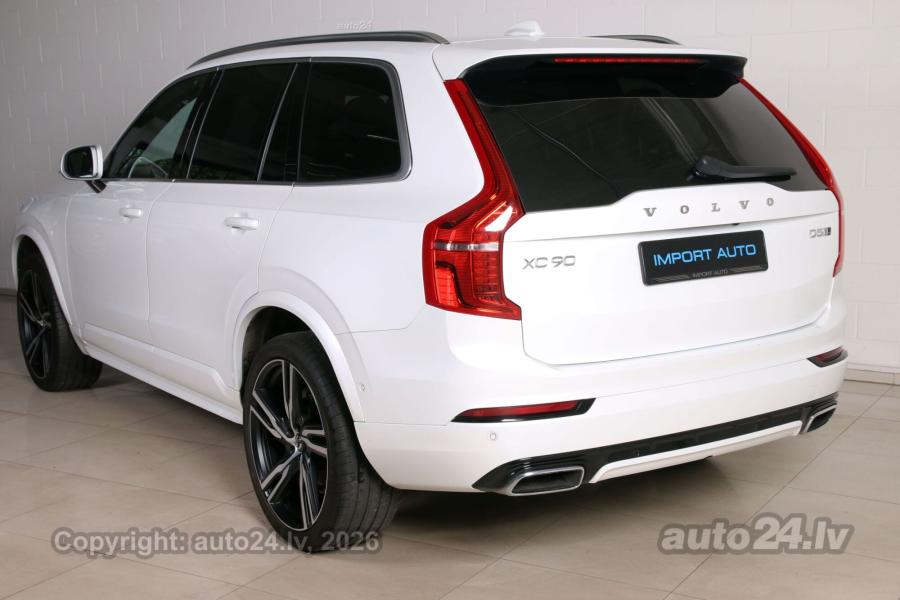 Balts Volvo XC90 2018 Pērnava, ar dzinēja tilpumu 2.00 L un nobraukumu 106 tūkst. km par 39990 €, foto 5 vietnē AUTOMOTO.COM.LV