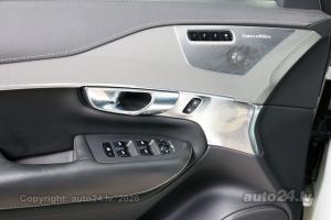 Balts Volvo XC90 2018 Pērnava, ar dzinēja tilpumu 2.00 L un nobraukumu 106 tūkst. km par 39990 €, foto 13 vietnē AUTOMOTO.COM.LV