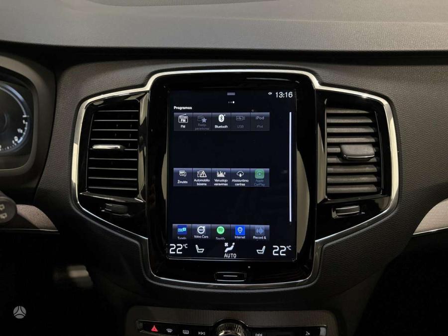 Balts Volvo XC90 2018 Viļņa, ar dzinēja tilpumu 1.97 L un nobraukumu 289 tūkst. km par 23990 €, foto 24 vietnē AUTOMOTO.COM.LV