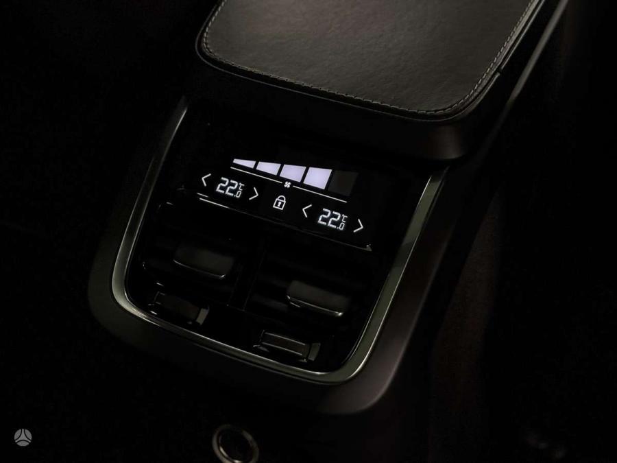 Balts Volvo XC90 2018 Viļņa, ar dzinēja tilpumu 1.97 L un nobraukumu 289 tūkst. km par 23990 €, foto 31 vietnē AUTOMOTO.COM.LV