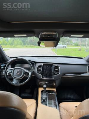 White Volvo XC90 2018 in Daugavpils, with an engine capacity of 2.00 L and mileage of 200 thousand km for 21900 €, photo 16 on AUTOMOTO.COM.LV