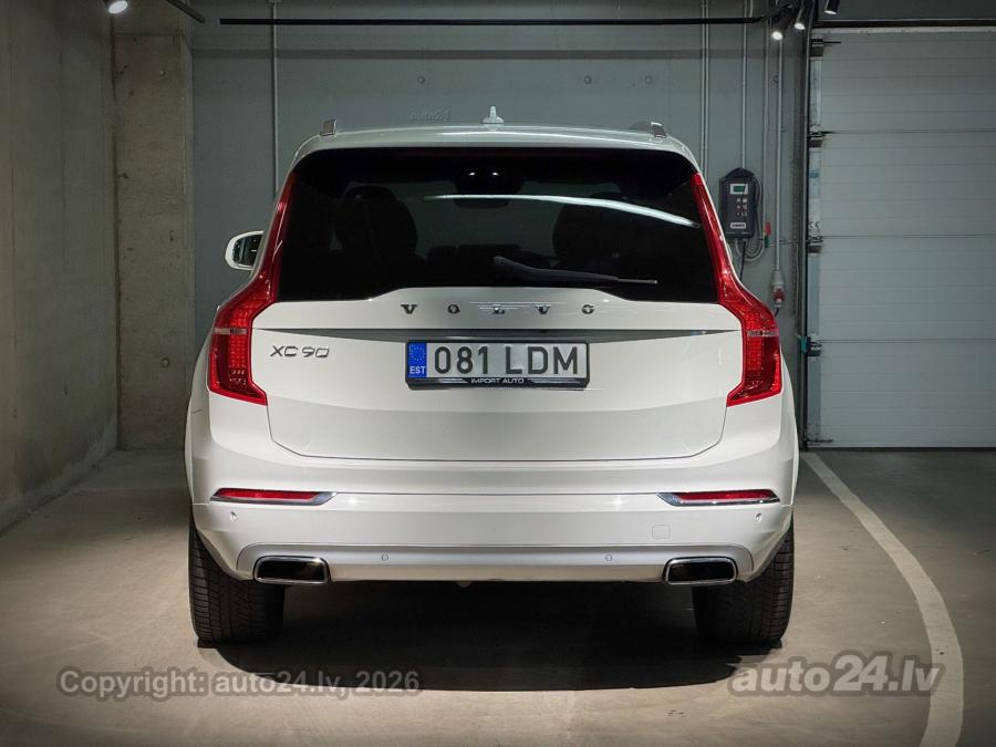 White Volvo XC90 2018 in Tallinn, with an engine capacity of 2.00 L and mileage of 98 thousand km for 29990 €, photo 7 on AUTOMOTO.COM.LV